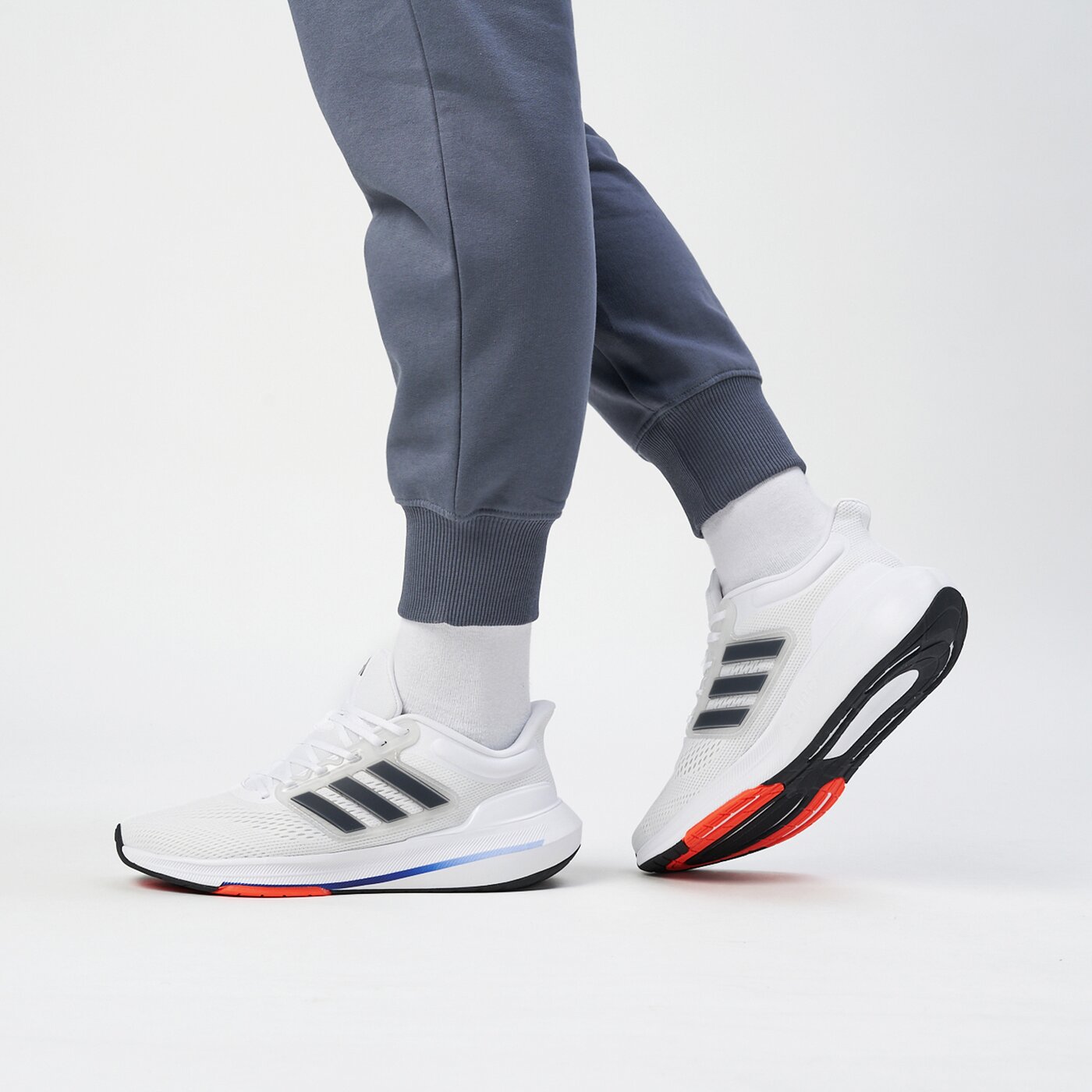 ADIDAS ULTRABOUNCE (HP5778) biały | Męskie Buty do biegania | 50 style