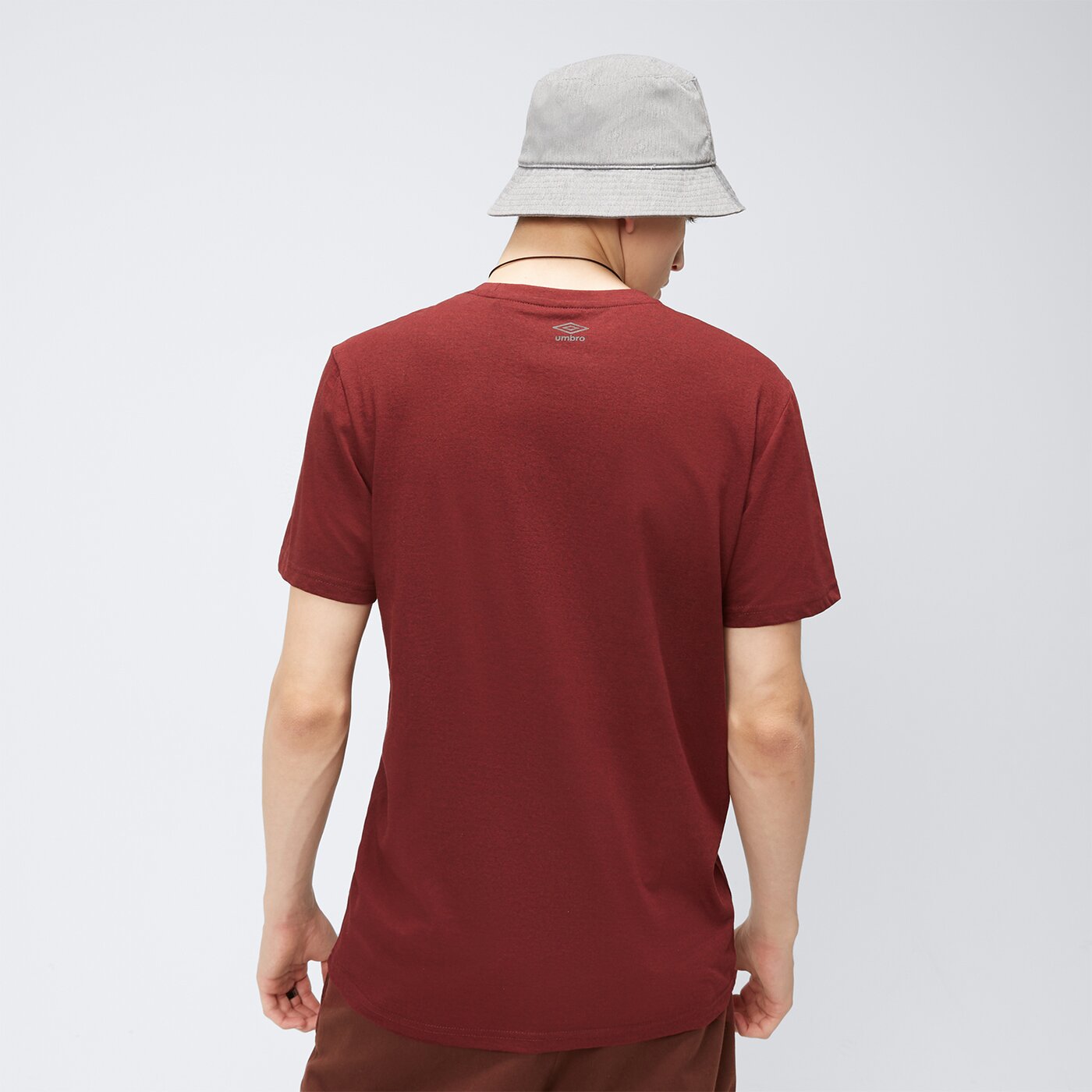 UMBRO T-SHIRT SERTY (UL323TSM90002) bordowy | Męskie Koszulki | 50 style