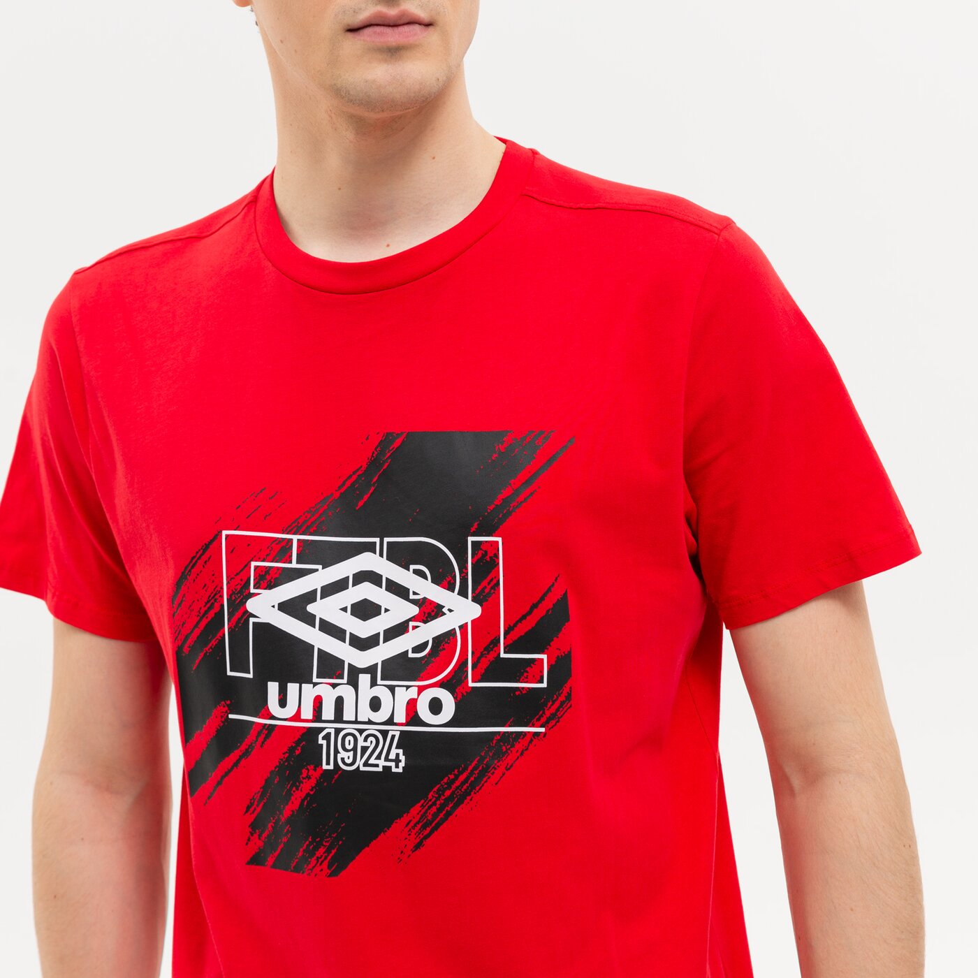 UMBRO T-SHIRT FW FTBL GRAPHIC (66141U-7RA) czerwony | Męskie Koszulki ...