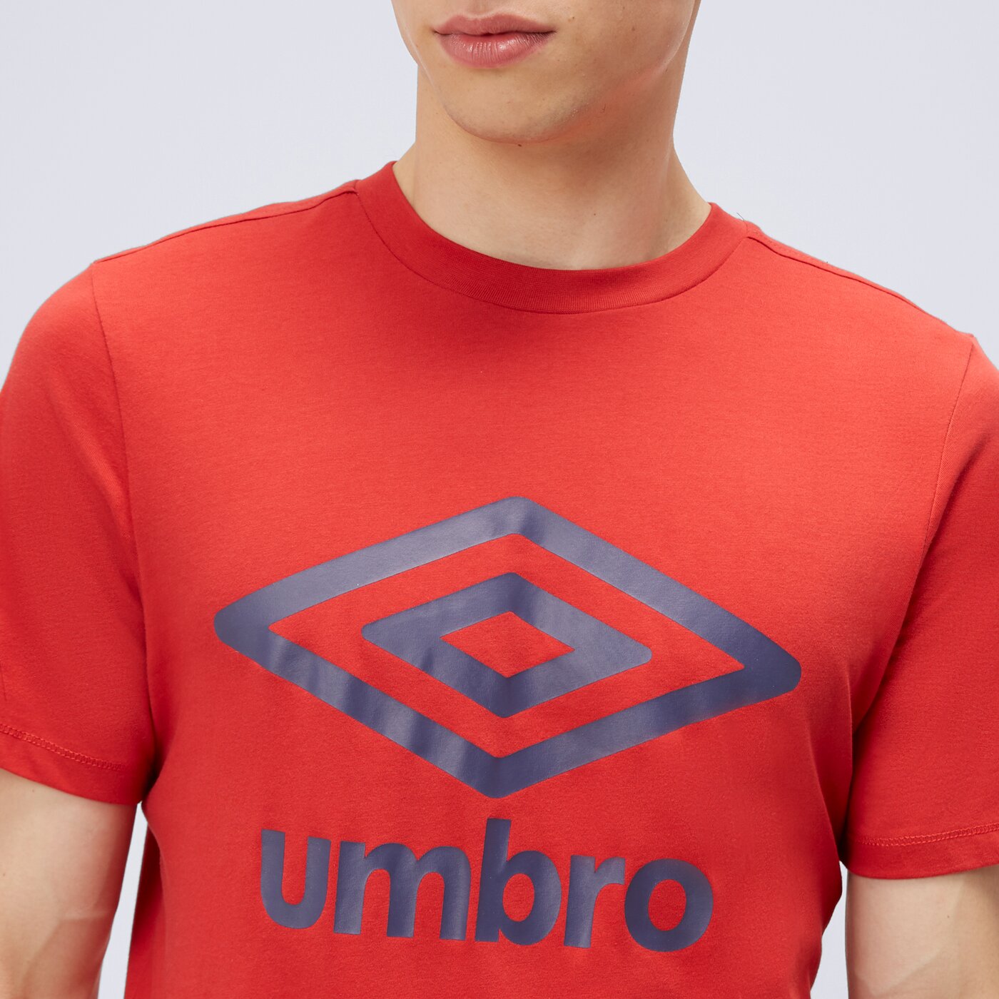 UMBRO T-SHIRT FW LARGE LOGO COTTON (65352U-LKG) czerwony | Męskie Koszulki | 50 style