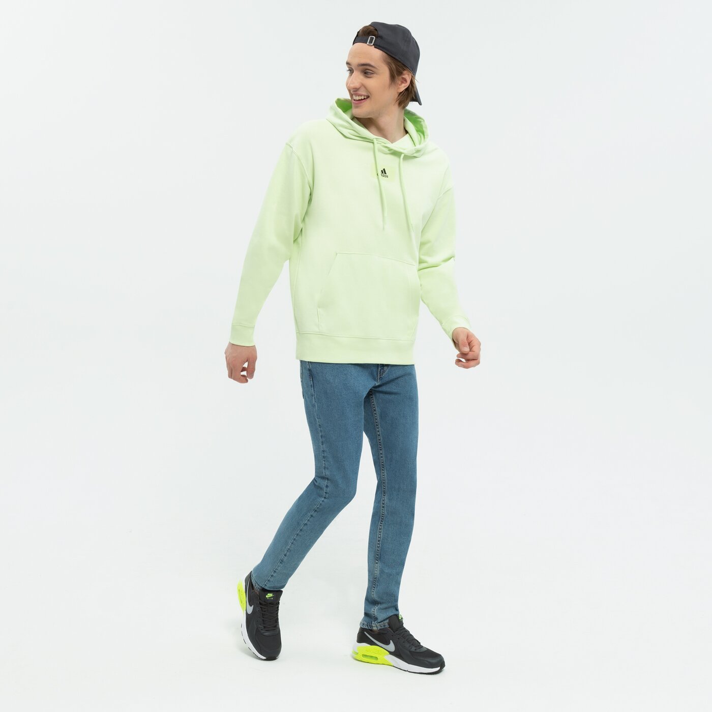 ADIDAS BLUZA Z KAPTUREM M FV HD (HE4359) zielony | Męskie Bluzy | 50 style