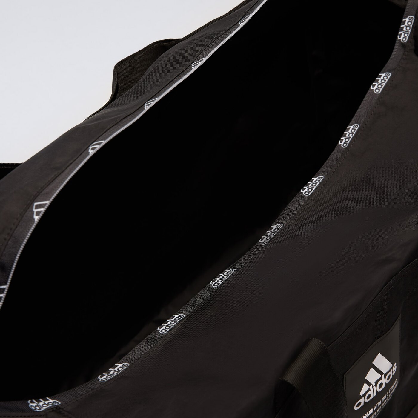 ADIDAS TORBA 4ATHLTS DUF L (HB1315) czarny | Damskie Torby sportowe ...