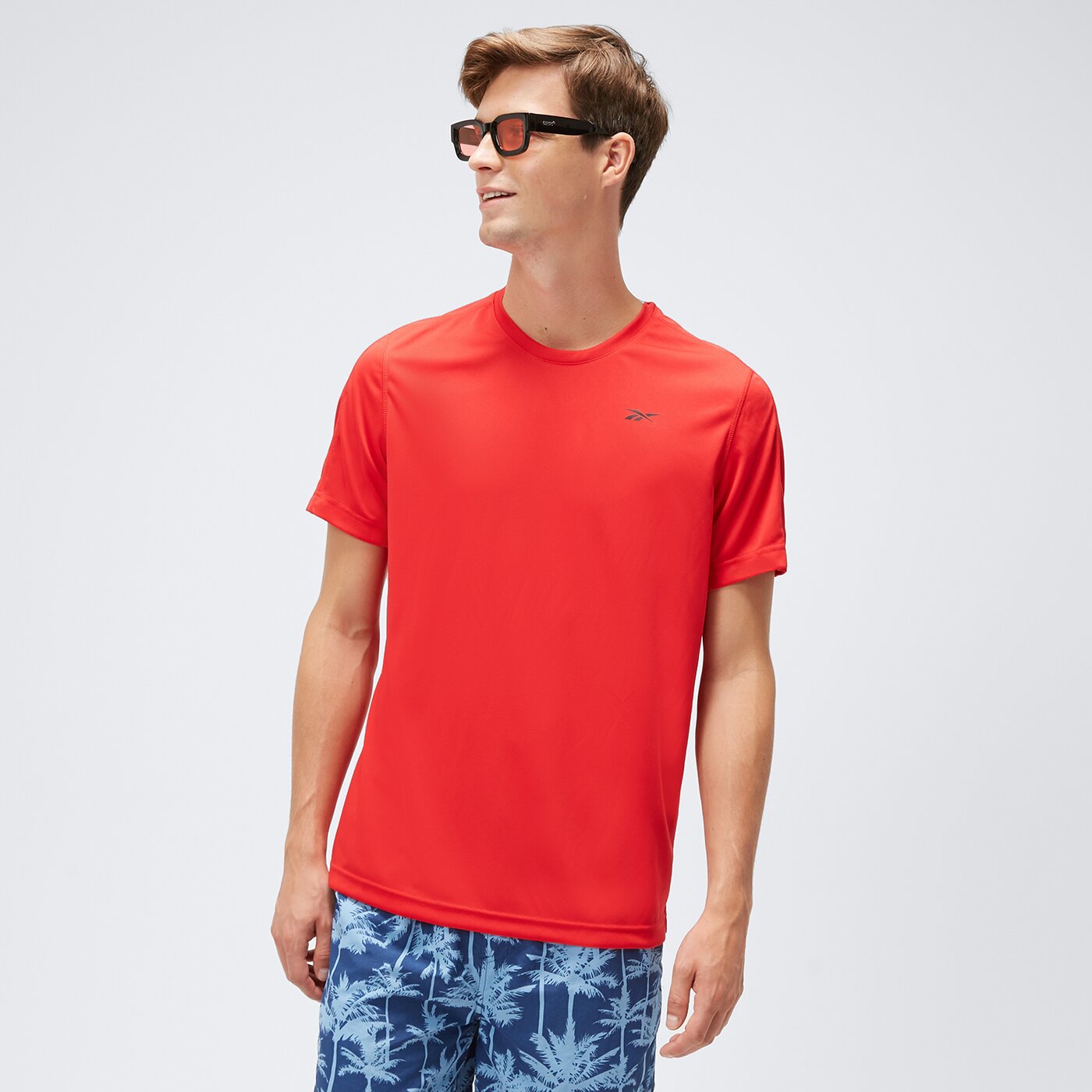 REEBOK T-SHIRT SS TECH (HG6376) czerwony | Męskie Koszulki | 50 style